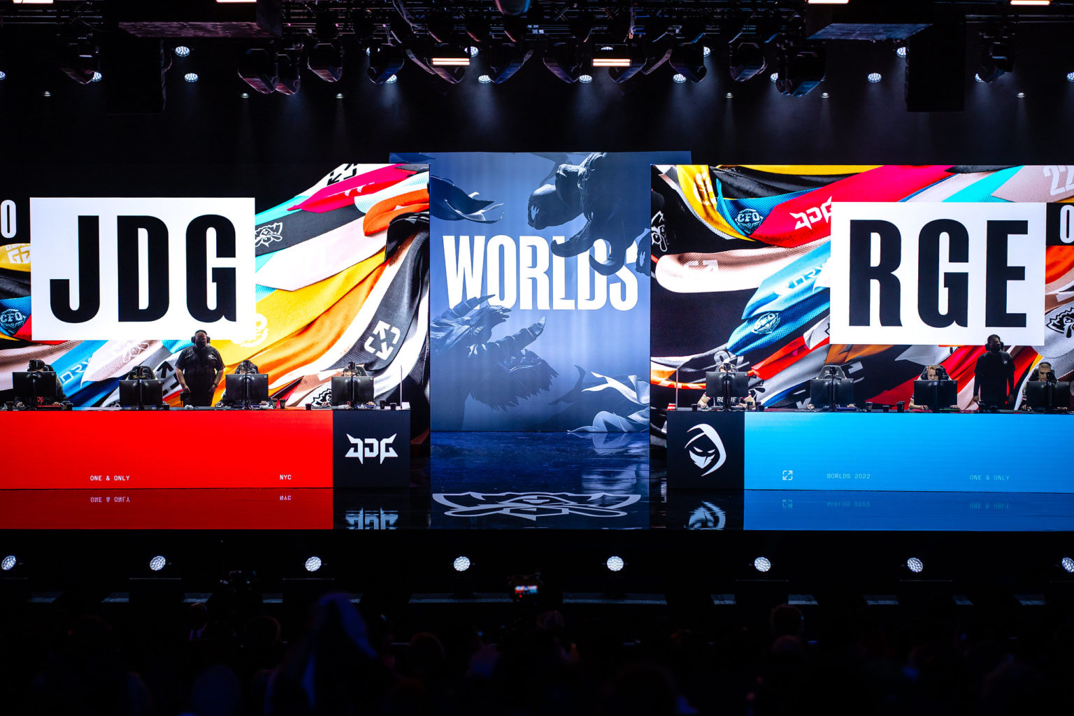 Worlds 2022: JDG es el primer semifinalista - CodigoEsports ― CodigoEsports